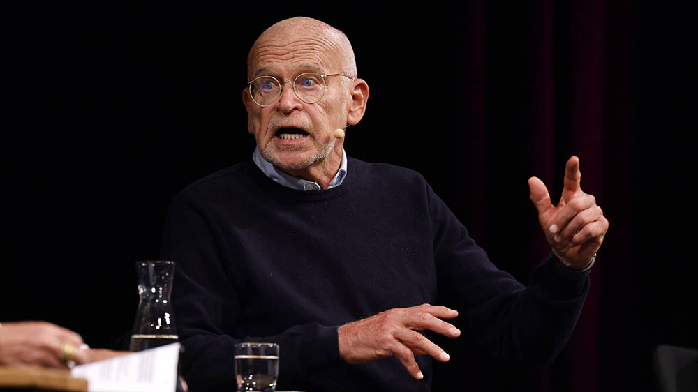 Journalist Günter Wallraff für Lebenswerk geehrt | Evangelische Zeitung