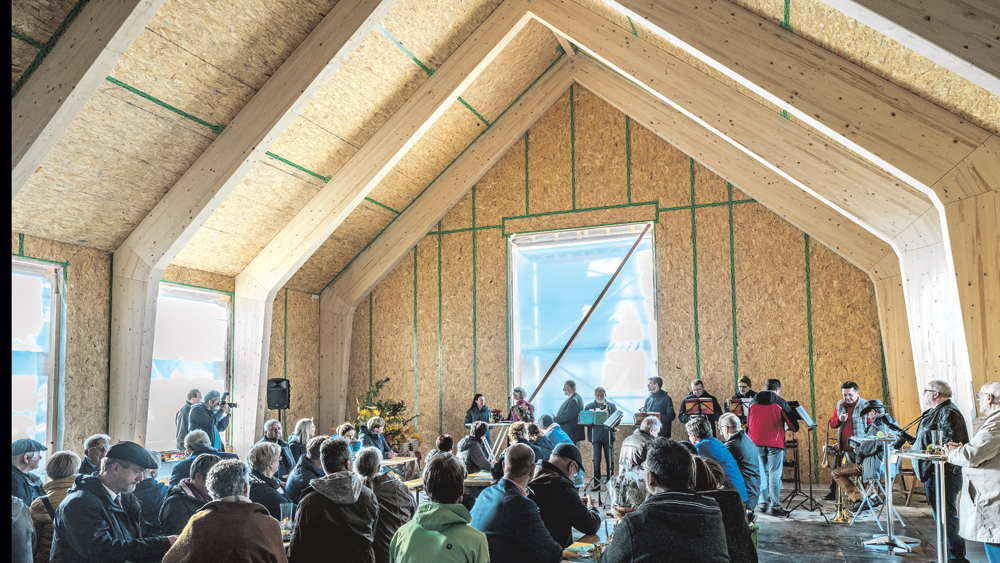 Kirchenzentrum in Lehnin feiert Richtfest