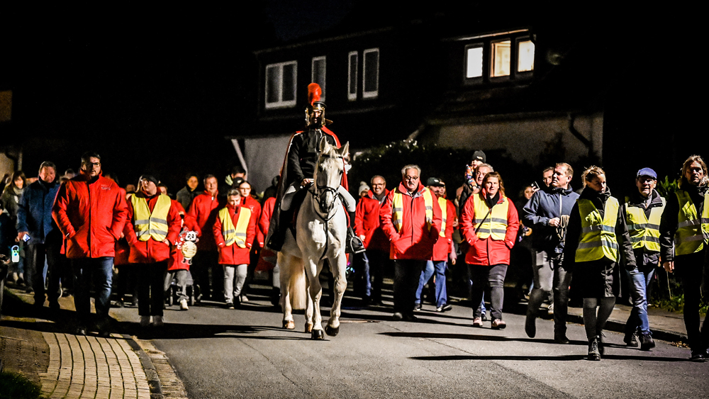 Umzüge zum Martinstag: Ein Fest der Nächstenliebe in Berlin ...